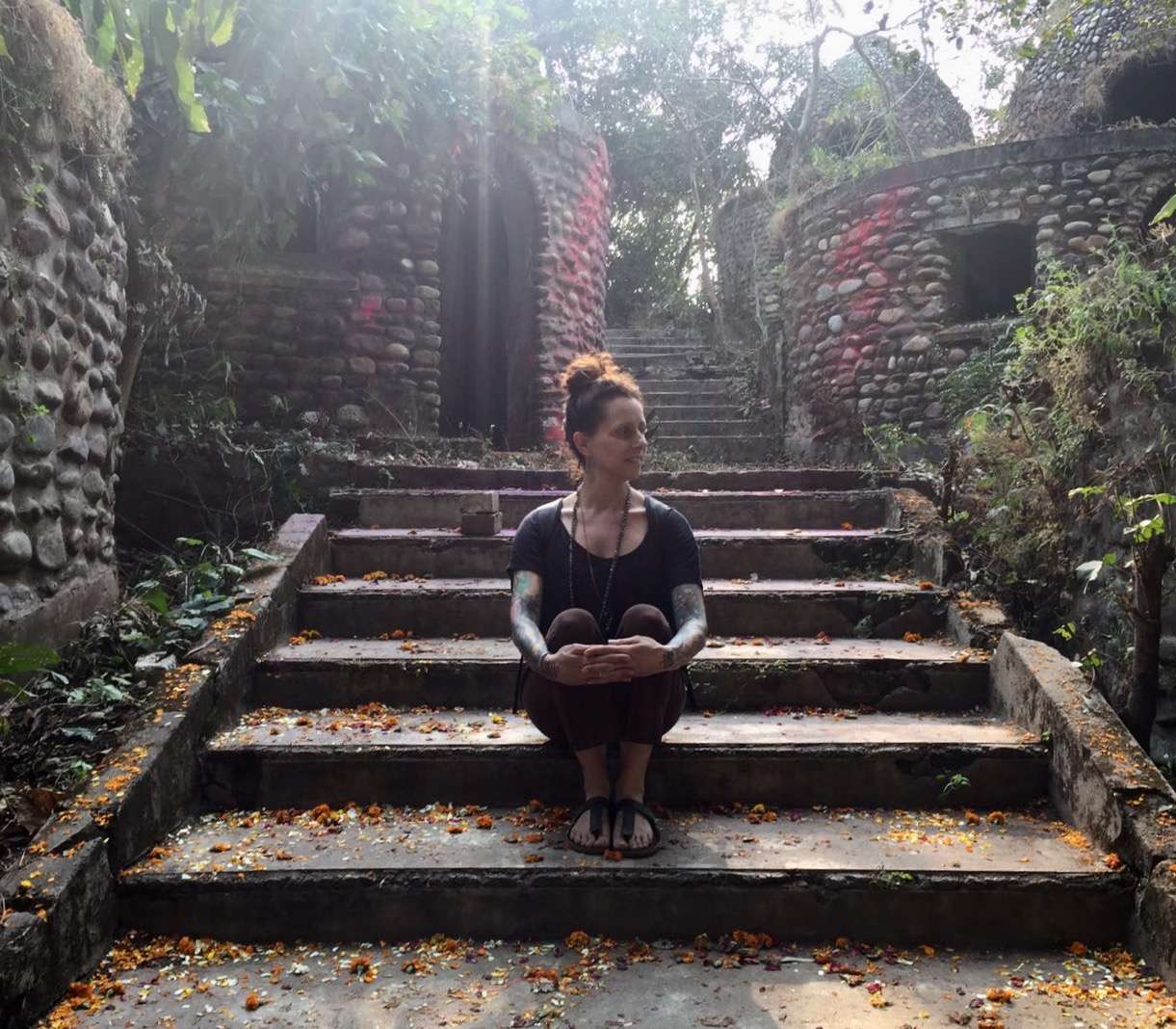 The Most Famous Ashram – Rishikesh, India – The Wanderlusting Files